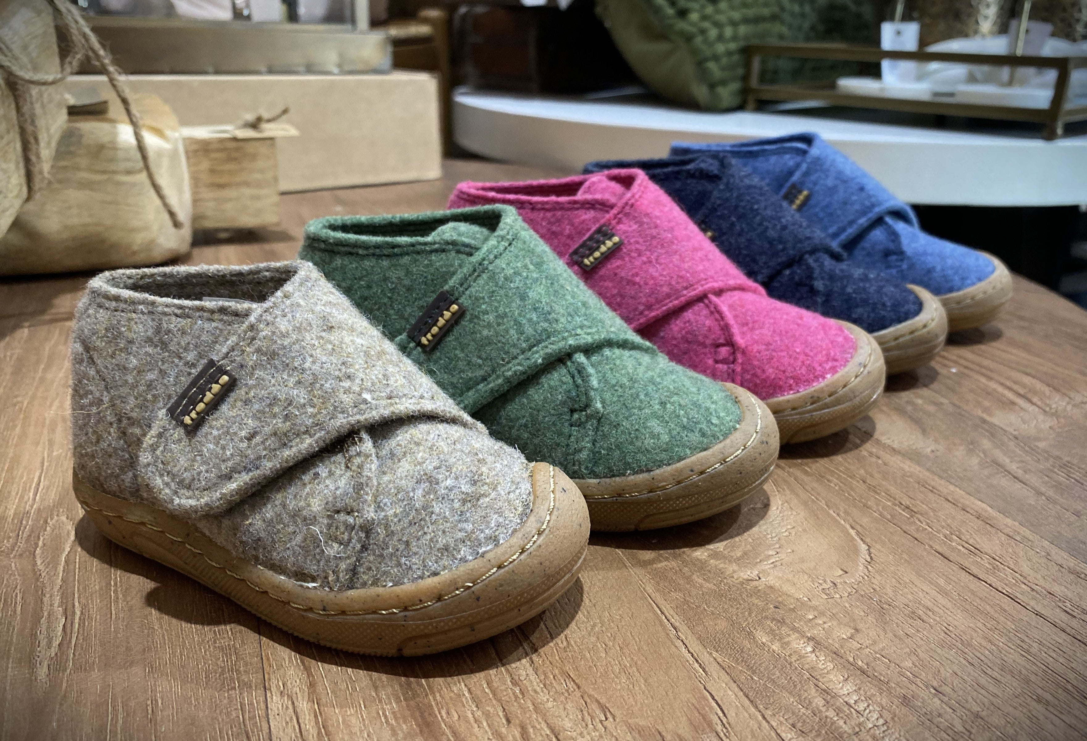 FRODDO SLIPPERS MINNI WOOLY – THE HEN HOUSE